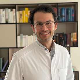 Herr Dr. med. Manuel Mehrer, Kardiologe in : Online Terminvereinbaren ...